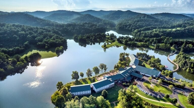 Stonewall Resort launches new Mosaic Cruiser lake tours on Stonewall ...